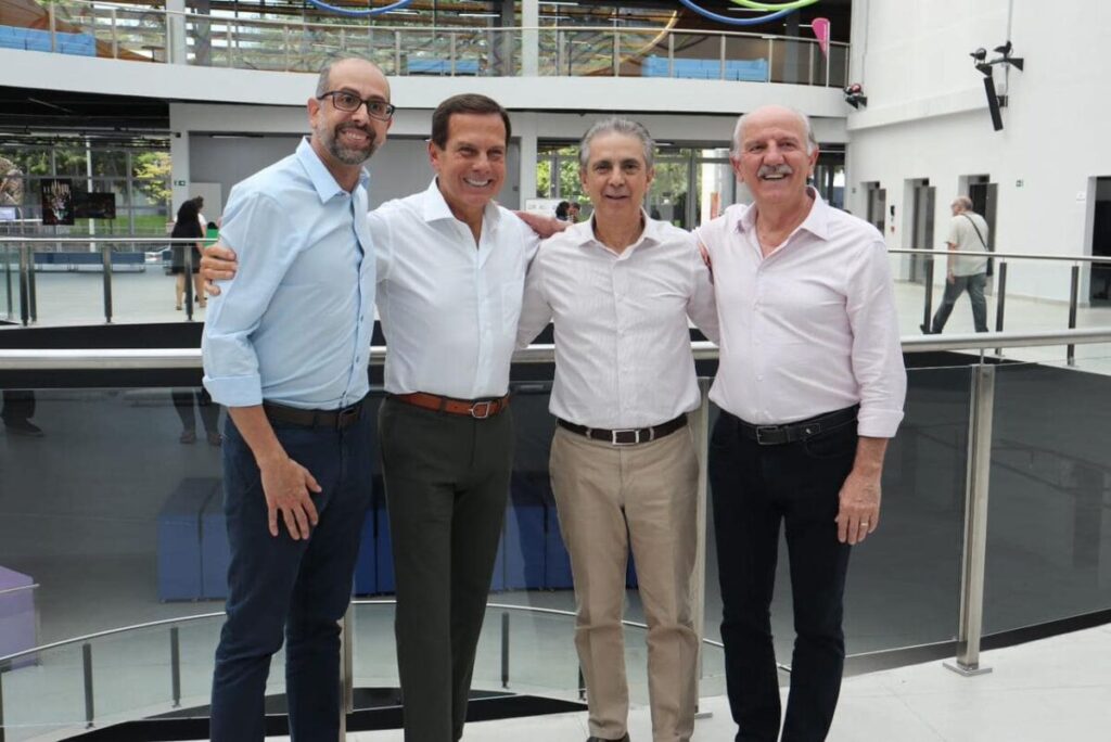 Barueri: prefeito Rubens Furlan recebe visita do ex-governador João ...